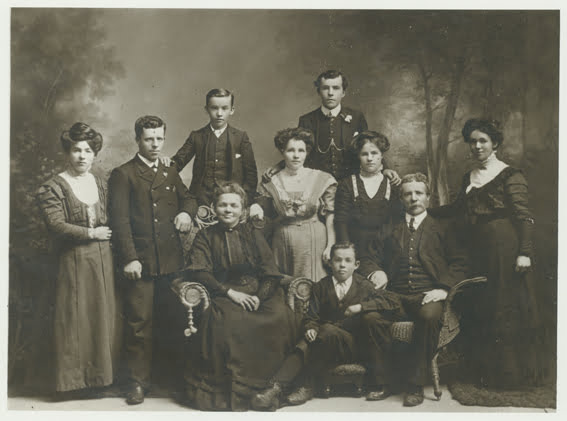 DISCOVER YOUR FAMILY HISTORY - Port Adelaide Historical Society